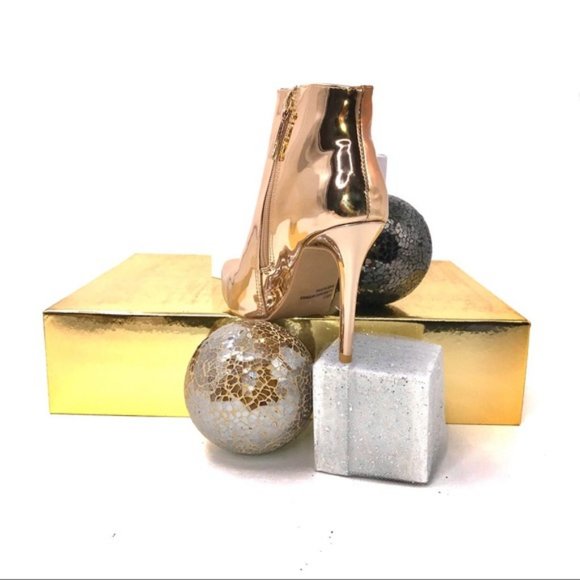 Shoes | Rose Gold Metallic Ankle Booties | Poshmark